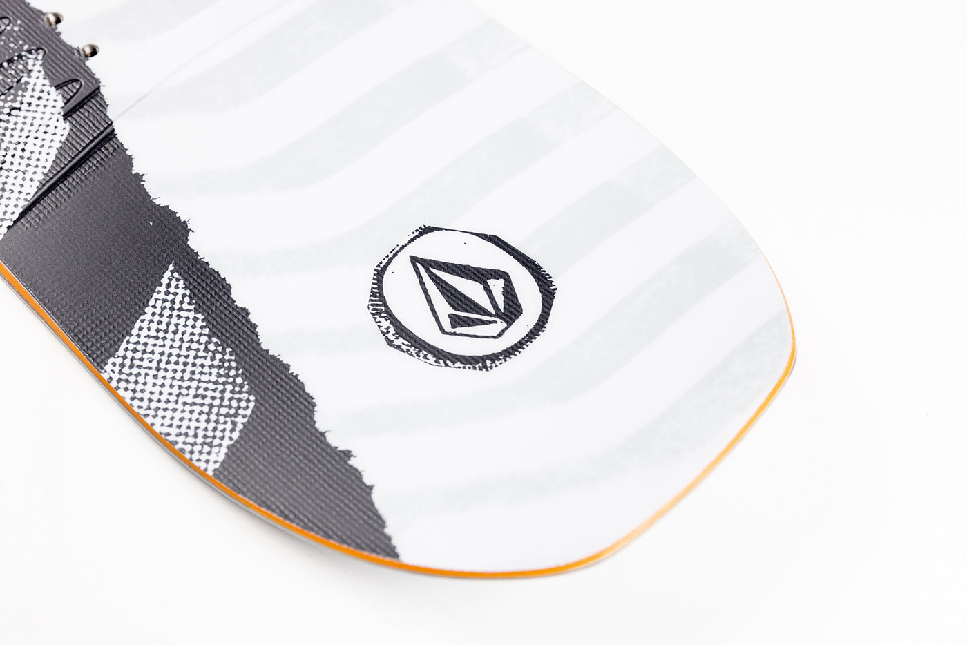 The 2026 Nitro Ripper Youth x Volcom Youth Snowboard - The All-Mountain ...
